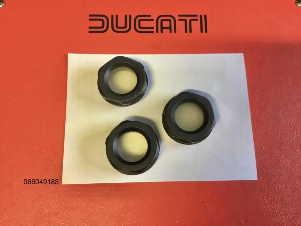 oil level sight glass part 066049183 - Classic Italian Bikes